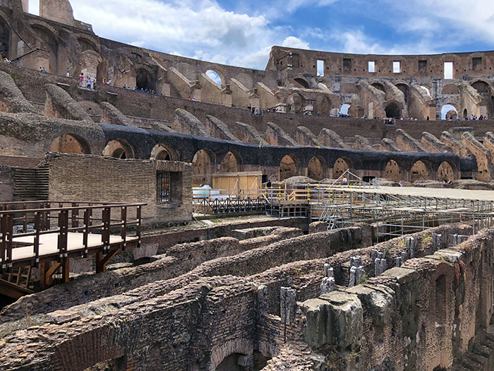 Colosseum Treasure Hunt - explore the Colosseum for just 19
